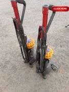 2 × Dyson DC42 Dyson vacuums - Rideau Auctions