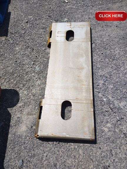 Quick attach mounting bracket plate - Rideau Auctions