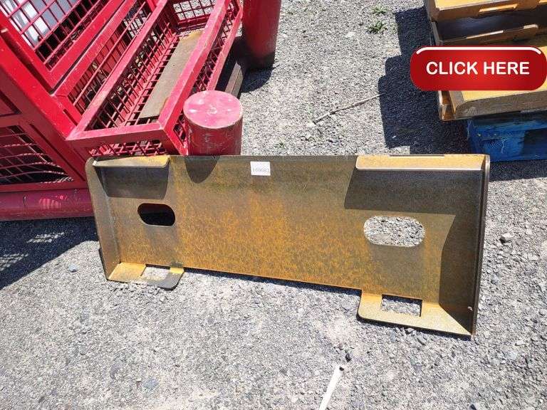 Quick attach mounting bracket plate - Rideau Auctions