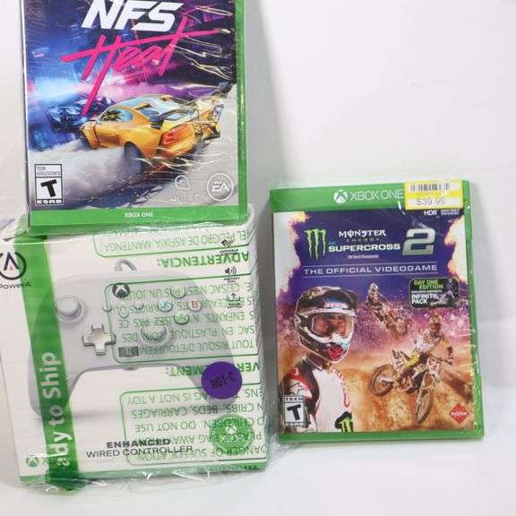 XBox Controller& 2 Game Bundle Pack - Rio Grande Trade