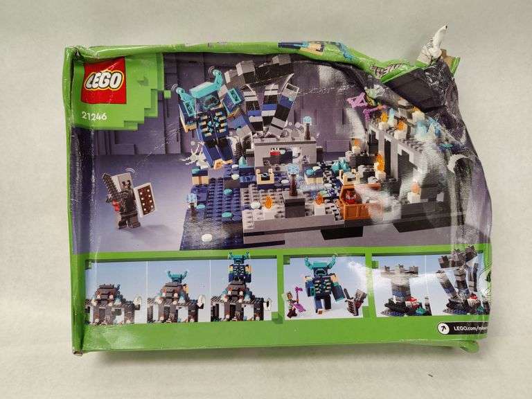 LEGO Minecraft The Deep Dark Battle Set 21246, Damaged Packaging - Rio ...