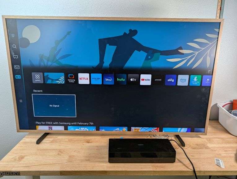 SAMSUNG 55" The Frame QLED 4K Smart TV w/ Quantum HDR, QN55LS03BDFXZA ...