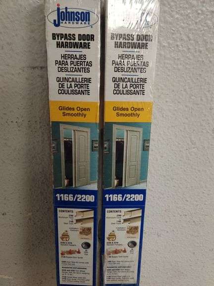 Johnson Hardware Bypass Door Hardware Set | Open Box - Rio Grande Trade