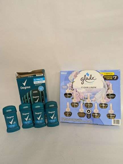 Degree Deodorant Pack of 4 (1 Missing of 5) & Glade Plugins Refills ...