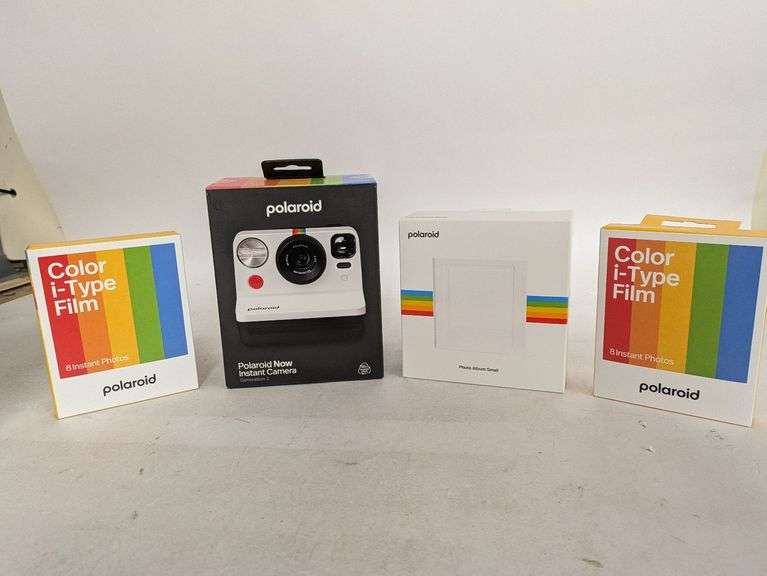 Polaroid Now Gen2 I-Type Instant Film Camera Gift Bundle | Like New ...