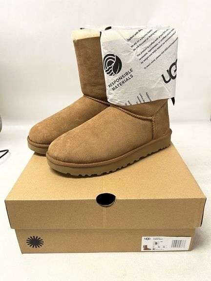 UGGs w/ Bailey Bows, Women's 9 - Rio Grande Trade