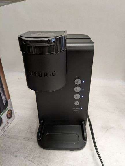 Keurig K-Express Essentials Single Serve Coffee Maker, Turns On - Rio ...