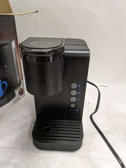 Keurig K-Express Essentials Single Serve Coffee Maker, Turns On - Rio ...
