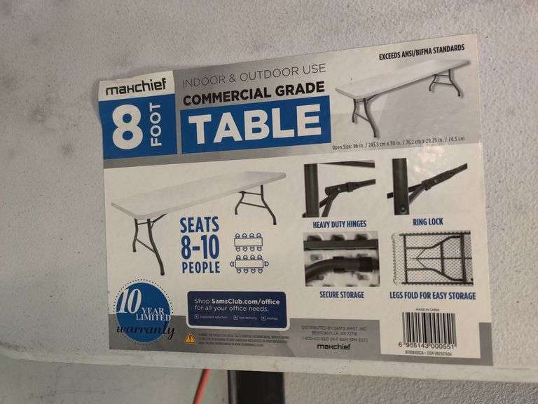Maxchief Indoor & Outdoor Use 8' Commercial Grade Table, Like New/Open ...