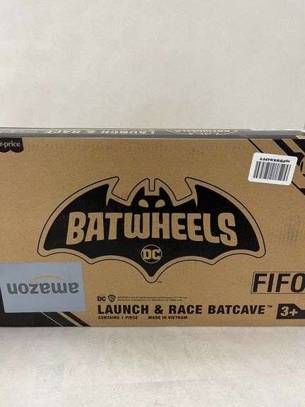 Bat Wheels Launch & Race Batcave , Like New/Open Box - Rio Grande Trade