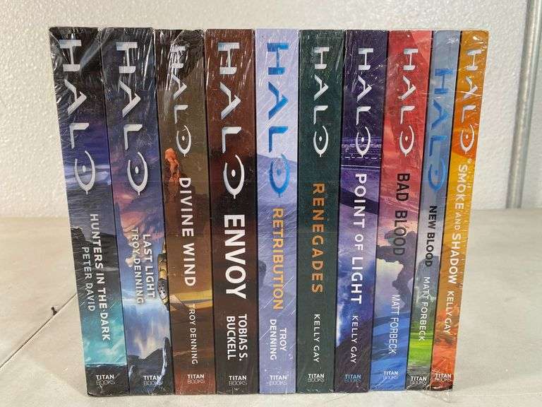 Halo Series 10 Book Collection , New/Sealed - Rio Grande Trade
