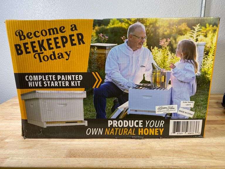 Nubee Deluxe Beehive Starter Kit , New/Sealed - Rio Grande Trade