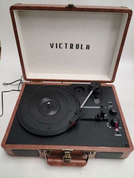 Victrola Portable Turntable , Turns On - Rio Grande Trade
