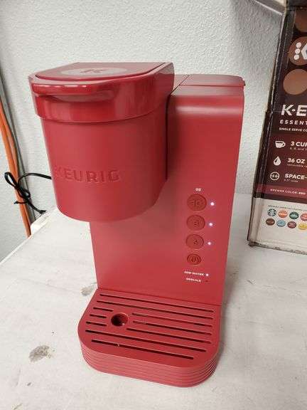 Keurig Single Serve Coffee Maker , Turns On - Rio Grande Trade