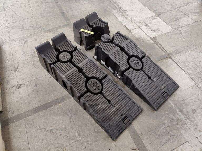 Rhino Ramp , Visually Good Condition - Rio Grande Trade