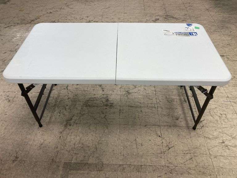 Maxchief Portable Adjustable Height Folding Table , Visually Good ...