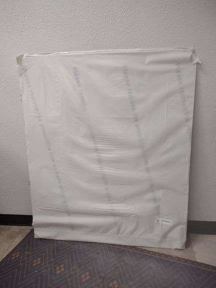 Plexiglass/Acrylic Sheet With Rounded Corners, 1/4" x 40" x 47", Like ...