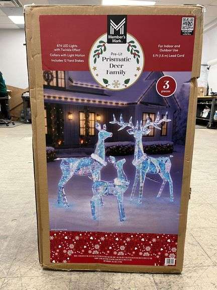 MEMBER'S MARK Pre-Lit Prismatic Deer Family, 3pc | Open Box | (See ...