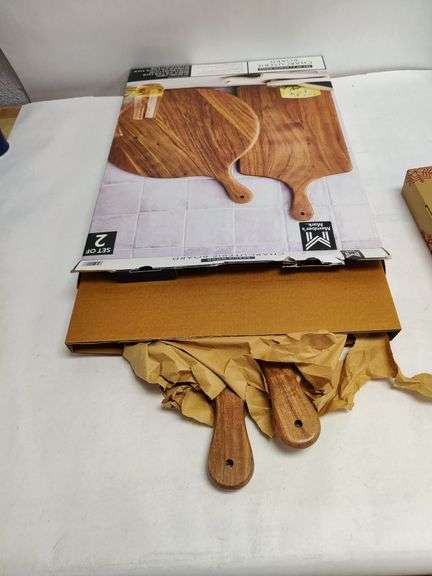 Member's Mark Kitchen Ware Bundle, Charcuterie Board, Set of 2 ...