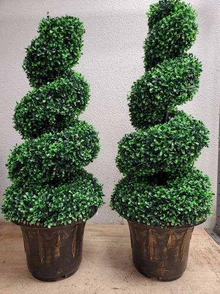 DRAY 2-Pack Faux Boxwood Spiral Topiary Trees 3FT tall | Open Box - Rio ...
