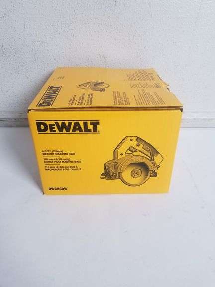 DEWALT DWC860W 4-3/8" (110mm) Wet/Dry Masonry Saw | Open Box - Rio ...