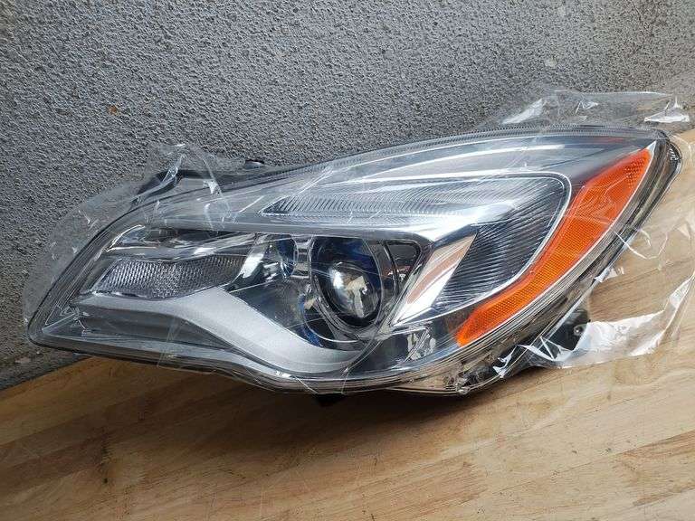 CHEDA Headlight Assembly Left Side | Open Box - Rio Grande Trade