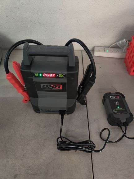 DSR Pro Series 12V Heavy Duty Jump Starter w/ USB Ports, Turns On ...