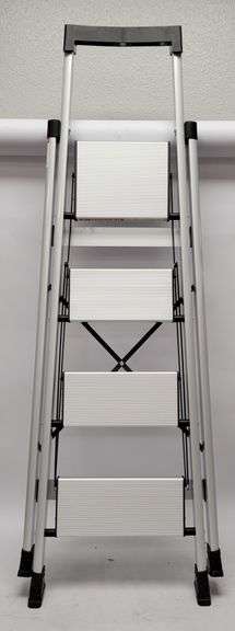 HBTOWER Step Ladder, 20.1x40.9" | Open Box - Rio Grande Trade