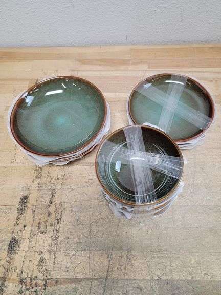 POKINA, Dishware Ceramic Set, (8) Small Bowls, (8) Medium Plates, (32 ...
