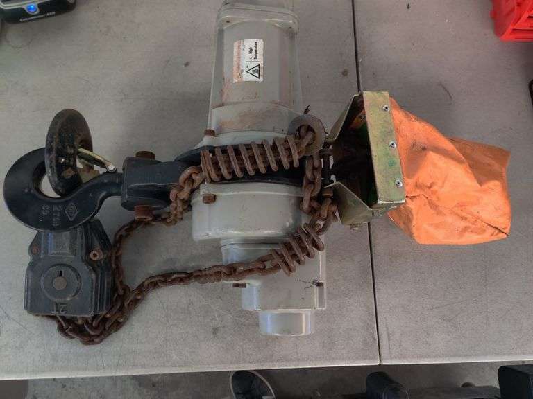 Chain Hoist | Open Box - Rio Grande Trade