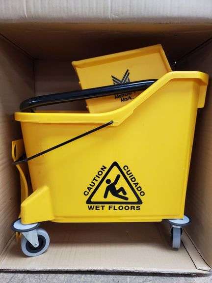 MEMBERS MARK 36qt Mop Bucket & Ringer (RL) | Open Box | (See Condition ...