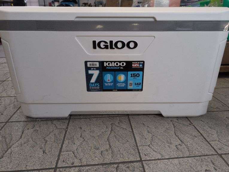 IGLOO- White Portable Ice Chest w/ Handles, 150QT, 37"L | Open Box ...