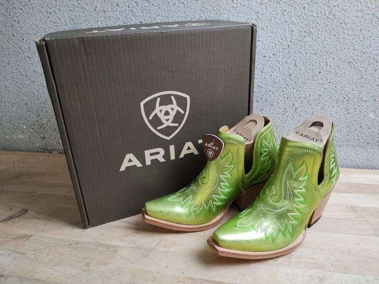 ARIAT Wms Dixon, W5.5, B Medium, Shoes | Open Box | (See Condition ...
