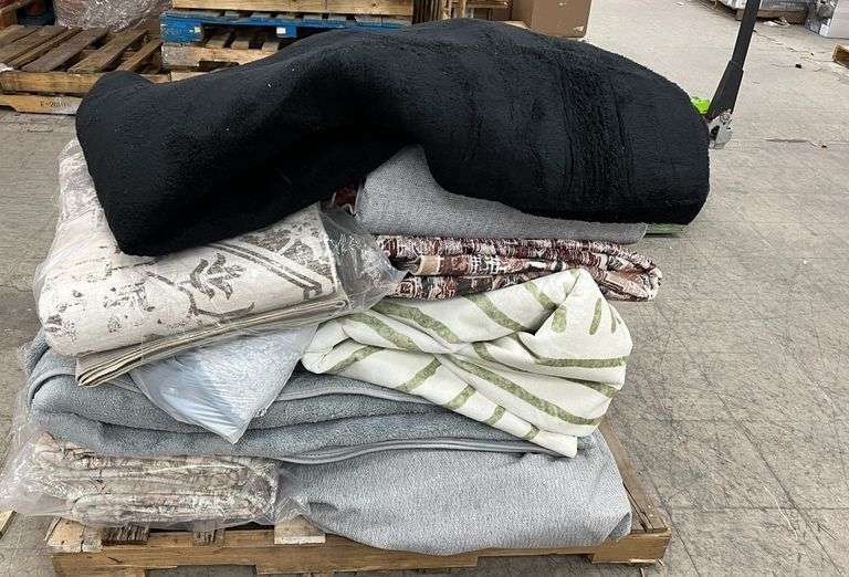 Bulk Area Rugs Pallet, Varying Sizes & Colors, ~17ct | Open Box | (See ...