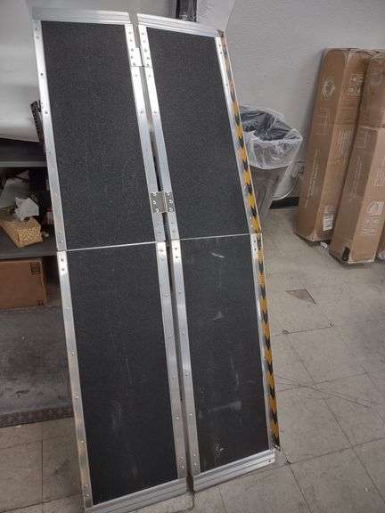 Portable Wheelchair and Dolly Ramp with 800 lb capacity. | Like New ...