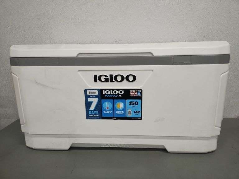 IGLOO MAXCOLD XL Cooler, 38" x 17" | Open Box | (See Condition Notes ...