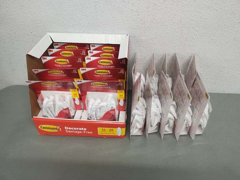 3M Command 14 Hooks And 20 Strips Per Box, 20 Boxes | Like New - Rio ...