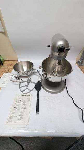 KitchenAid 5.5 Quart Bowl-Lift Stand Mixer | Open Box | (See Condition ...