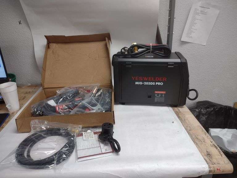 YESWELDER MIG-205DS PRO MIG Welder, 200Amp 110/220V | Open Box | (See ...