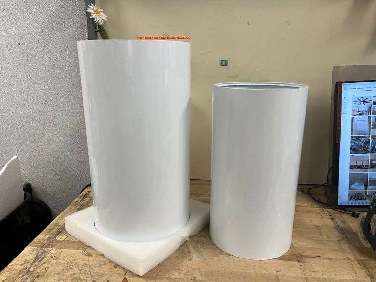 Nesting Metal Pedestals / Tables, 3ct | Open Box | (See Condition Notes ...