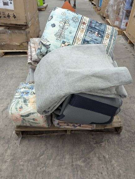 Pallet Of Miscellaneous Rugs And Mats | Open Box - Rio Grande Trade