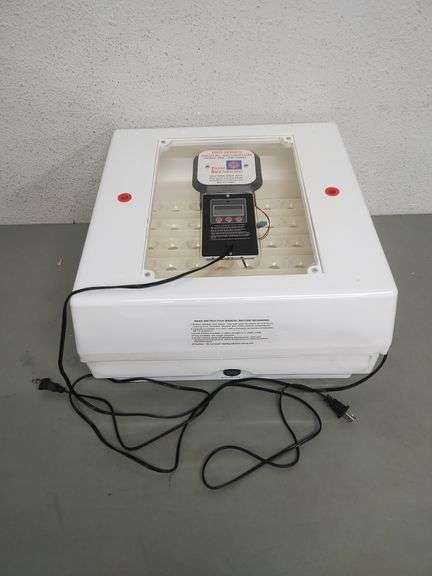 Farm Innovators Digital Circulated Air Incubator With Auto Egg Turner ...