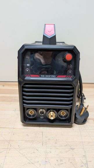 YESWELDER 205Amp Stick Welder w Lift TIG Torch | Open Box | (See ...