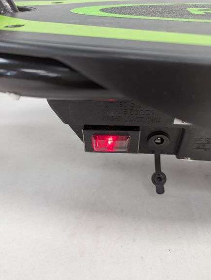 Razor Power Core E90 Electric Scooter | Open Box | (See Condition Notes ...