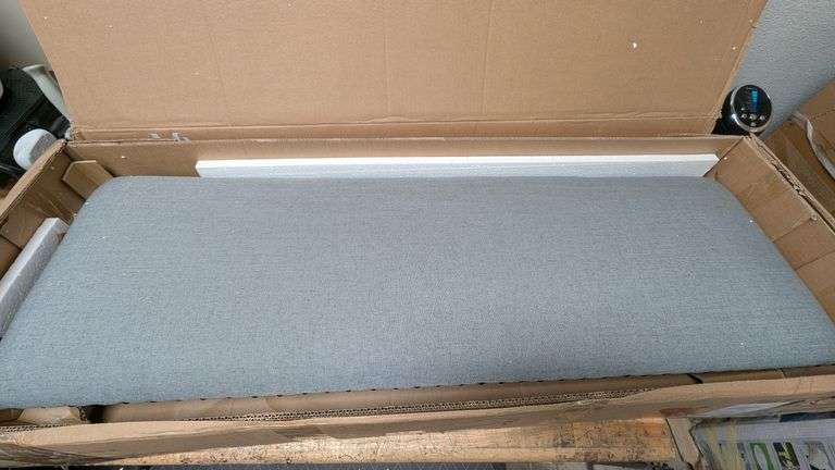 Maven Lane Classical Elizabeth Bench | Open Box | (See Condition Notes ...