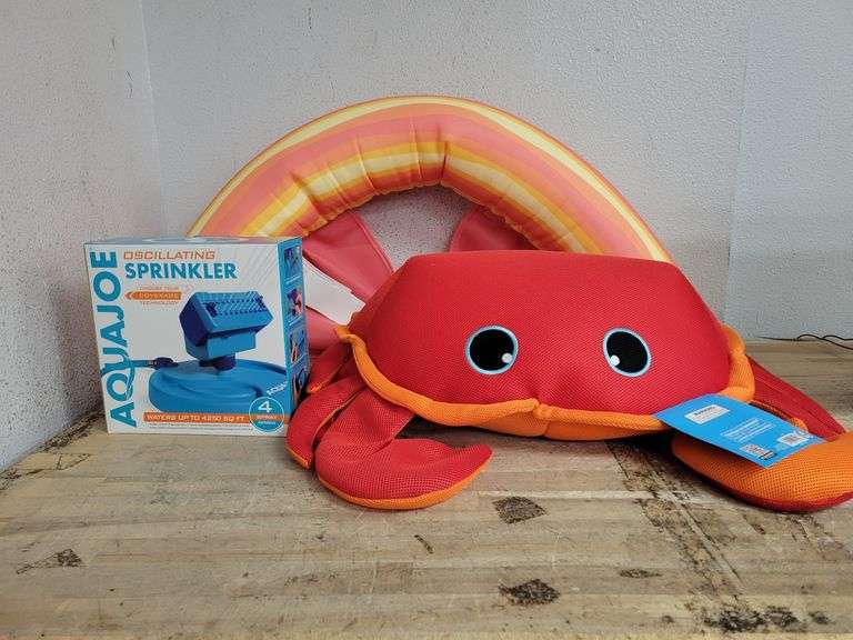 SUMMER BUNDLE - Aquajoe Sprinkler, Member's Mark Crab Pool Buddy (22 ...