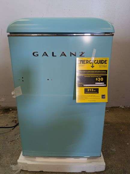 Galanz 18 in. 2.5 cu. ft. Retro Single Door Refrigerator, Bebop Blue ...