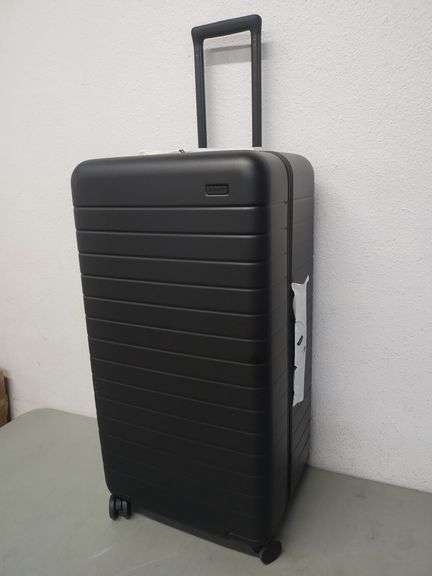 AWAY The Trunk Hard-shell Suitcase, 29" X 13" X 15" | Open Box - Rio ...