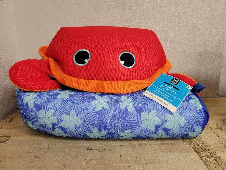SUMMER Bundle- BIG JOE Noodle Sling & MEMBER'S MARK Crab Pool Buddy ...