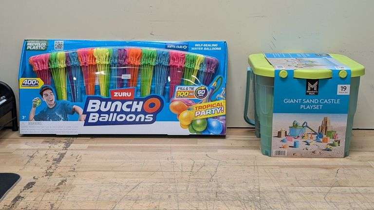 Water Balloons & Giant Sand Castle Playset Bundle | Open Box - Rio ...